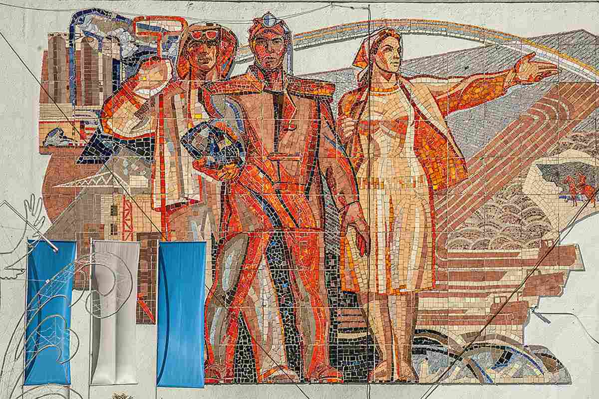 10 Labour Rights Murals | Widewalls