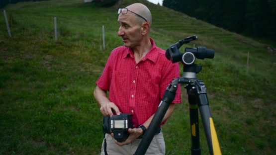 Biography of Simon Norfolk | Widewalls