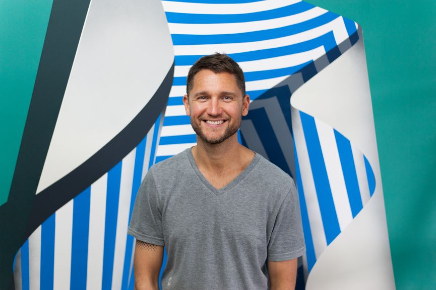 Tavar Zawacki Goes through Metamorphosis at Urban Spree | Widewalls